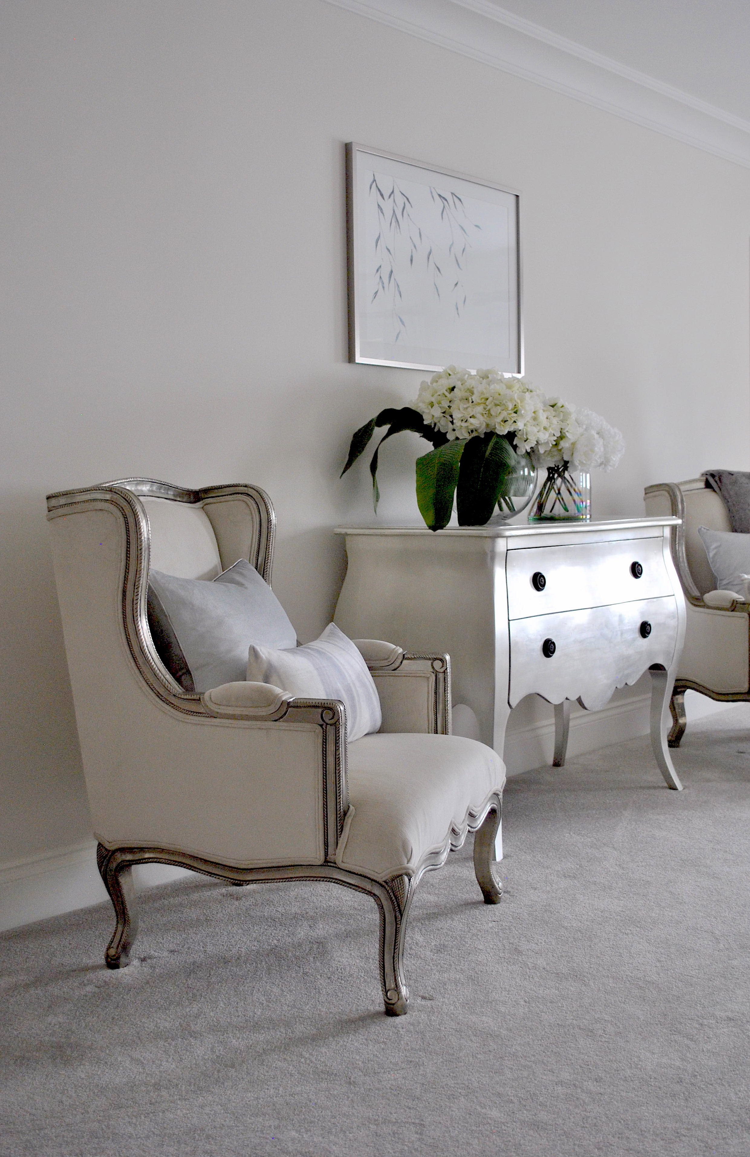 Lavender grey ® Interiors and Accessories